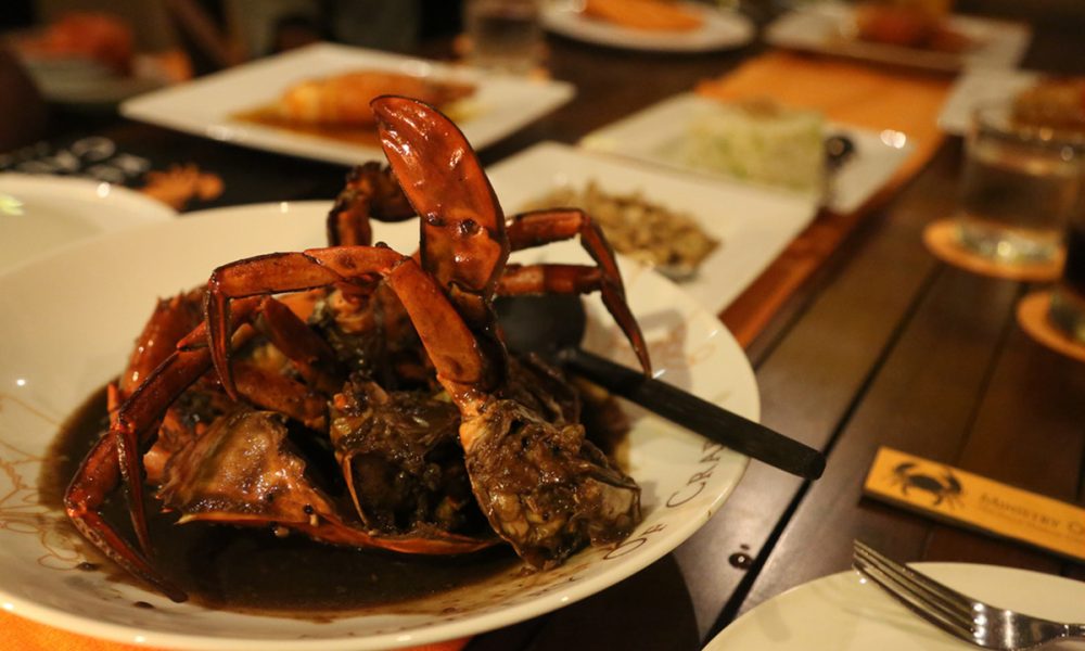 Butter Garlic Crab Recipe | How To Make Simple Butter Garlic Crab