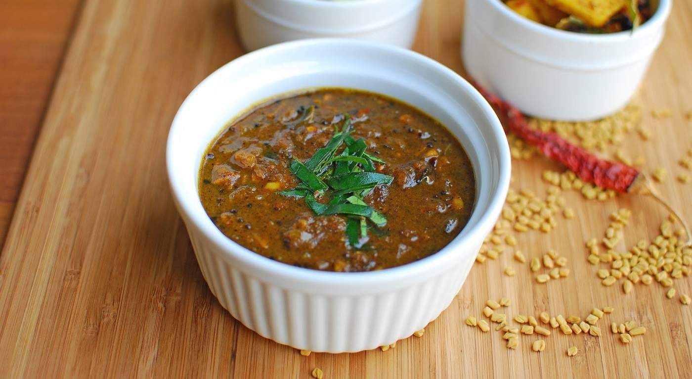 Vendhaya Kulambu Recipe In Tamil | Vendaya Kulambu | HungryForever