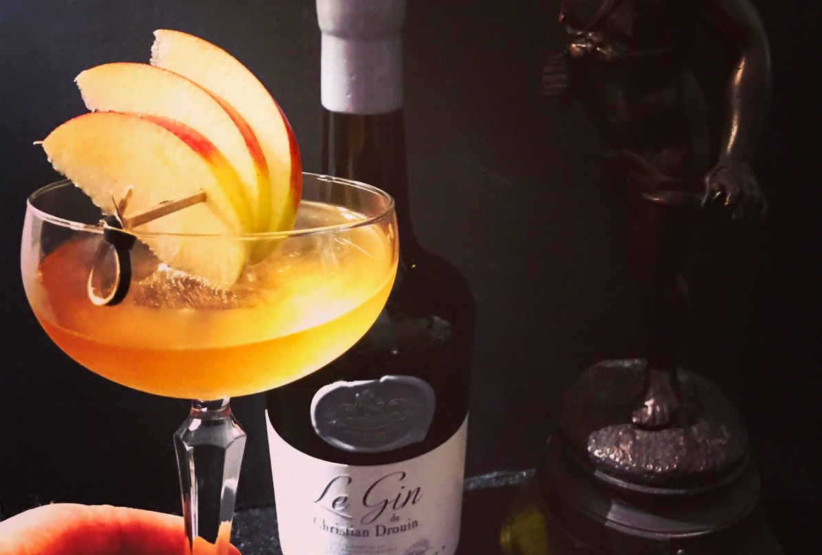 Angel's Face: Gin & Apple Jack - HungryForever Food Blog