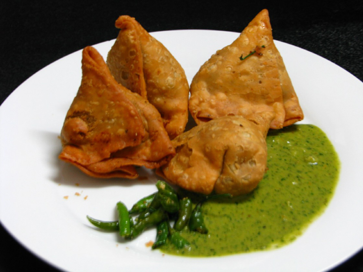Maggi Samosa Recipe - HungryForever Food Blog