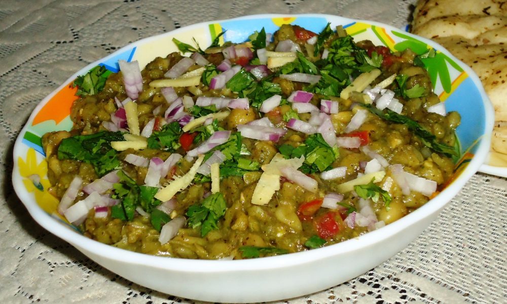 Ghugni Recipe | Bengali Dry Matar Ghugni Recipe | How To Make Ghugni