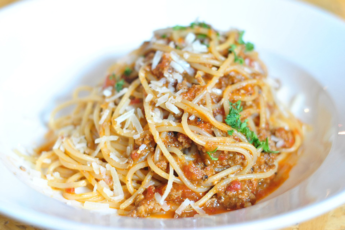 Maggi With Red Pasta Sauce Recipe - HungryForever Food Blog