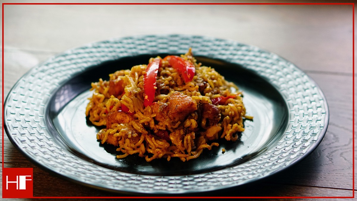 Sautéed spicy chicken paired up with Maggi - HungryForever Food Blog