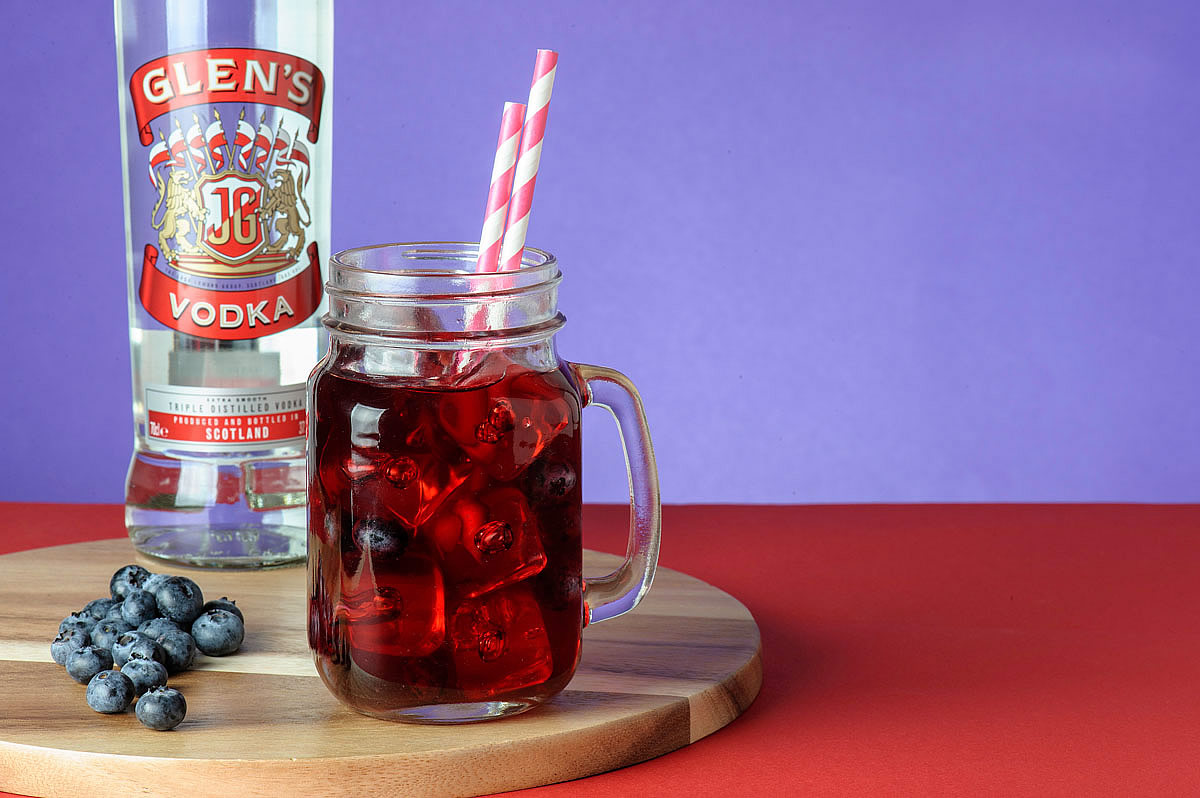 Cheeky Vimto: WKD Original Blue & Port - HungryForever Food Blog