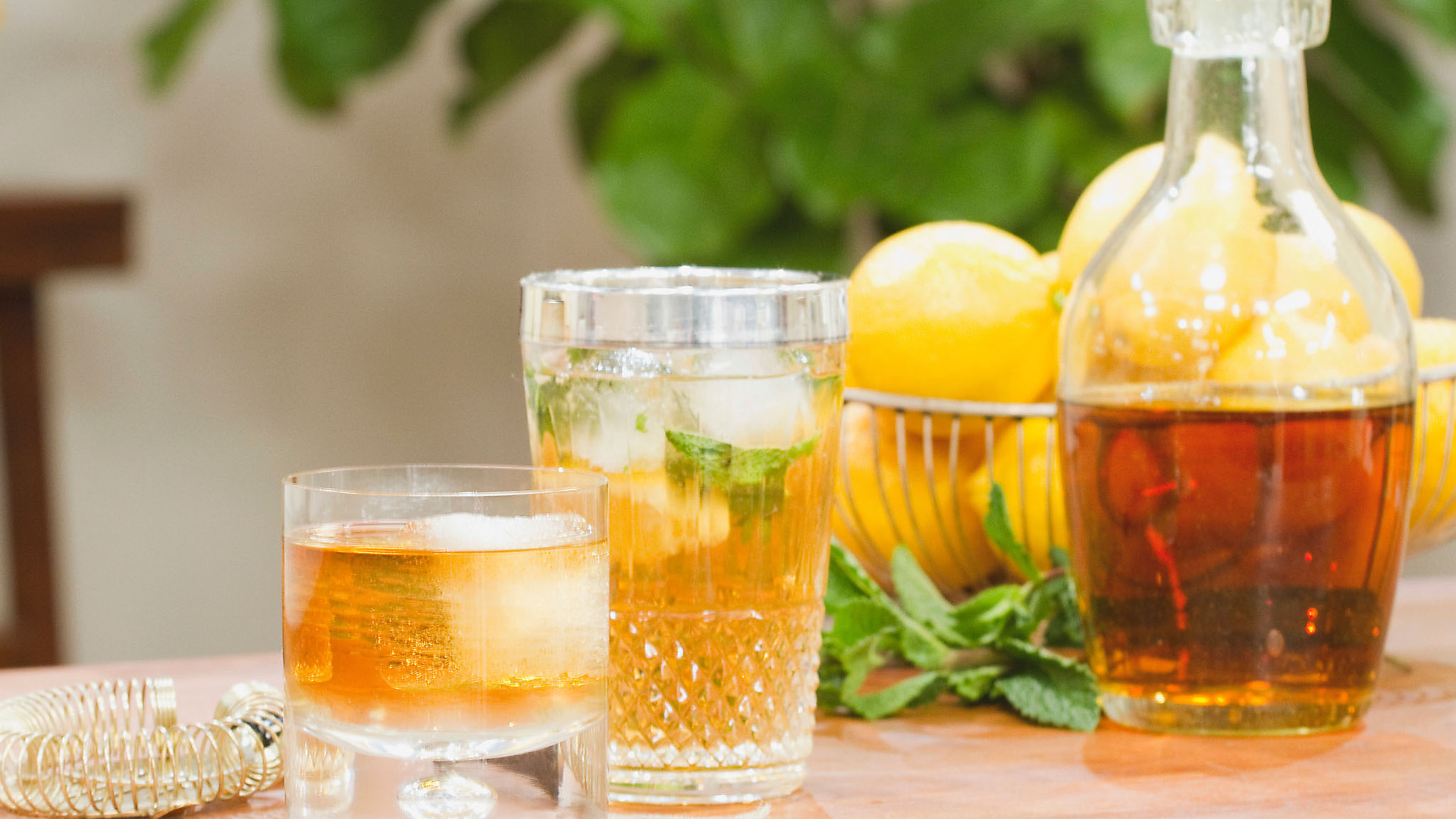 Bourbon Smash Recipe | Whiskey Smash Cocktail Recipe | HungryForever