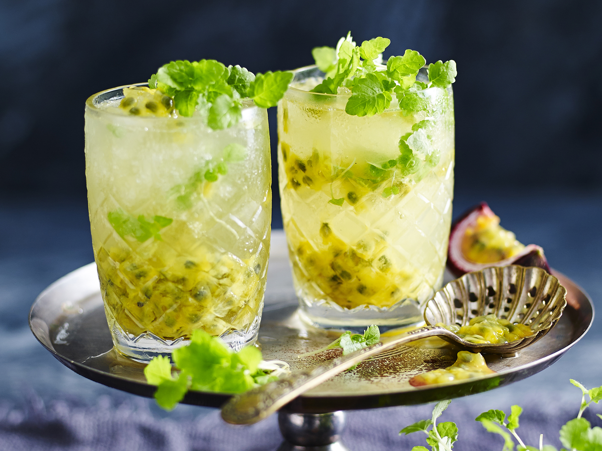 Passion Fruit Mojito Cocktail Recipe | Passion Fruit Mojito | HungryForever