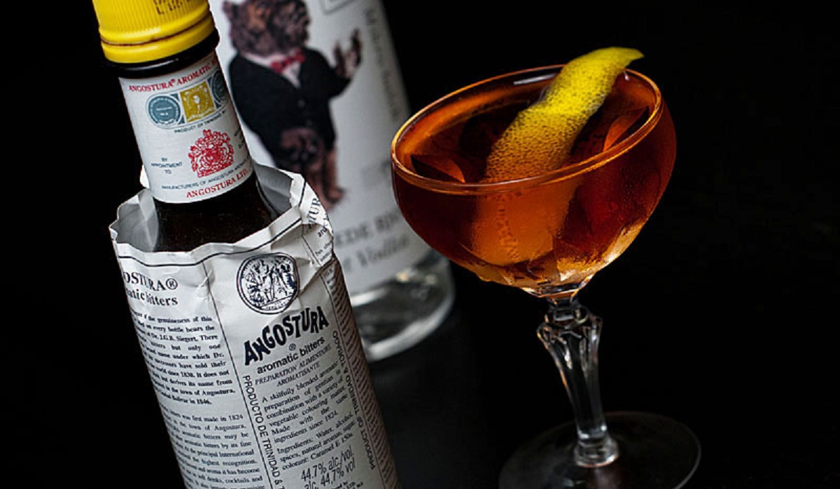 Gypsy Queen: Vodka & Benedictine - HungryForever Food Blog