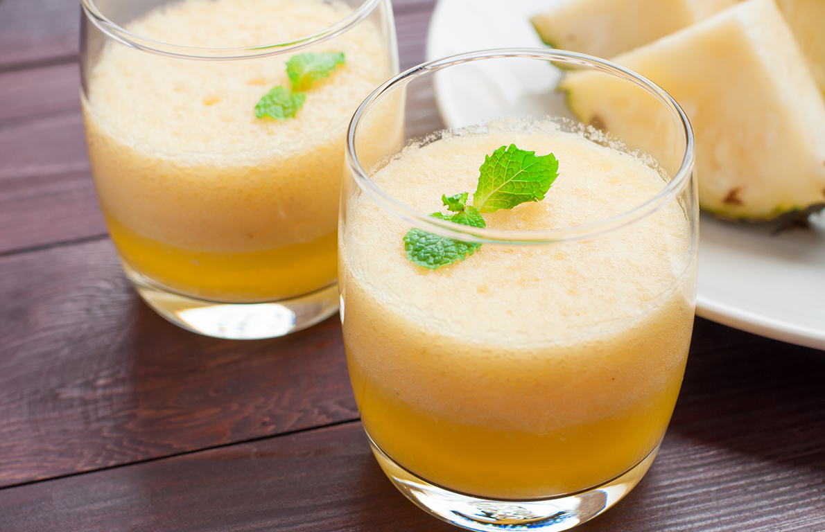 Pisco Punch Cocktail Recipe | Pisco Punch Recipe | HungryForever