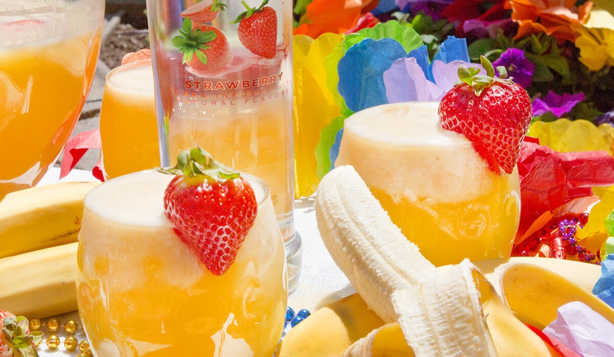 Big Banana Punch - HungryForever Food Blog