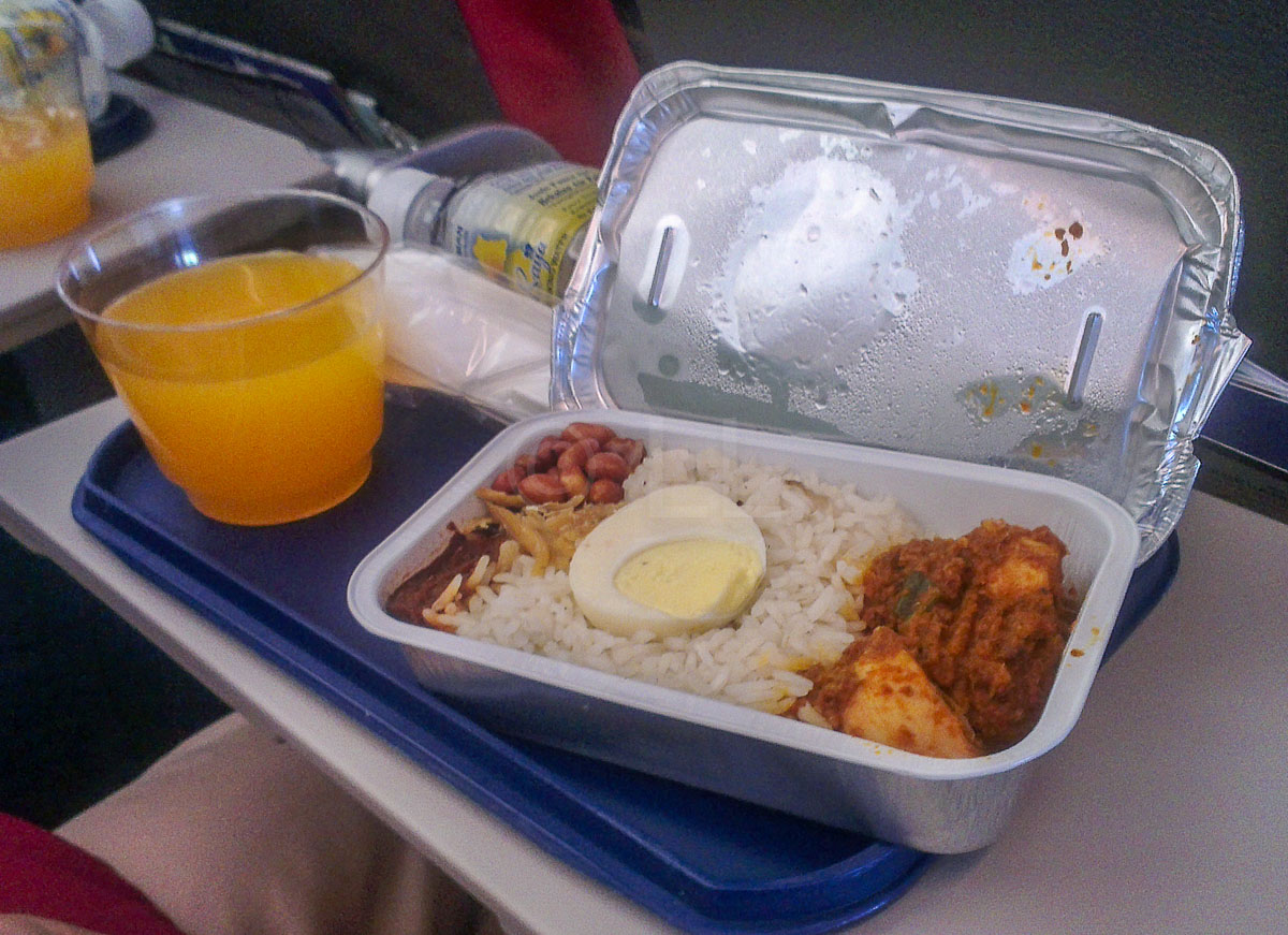 Railway Food Set To Become Airline Calibre : Indian Railways ...