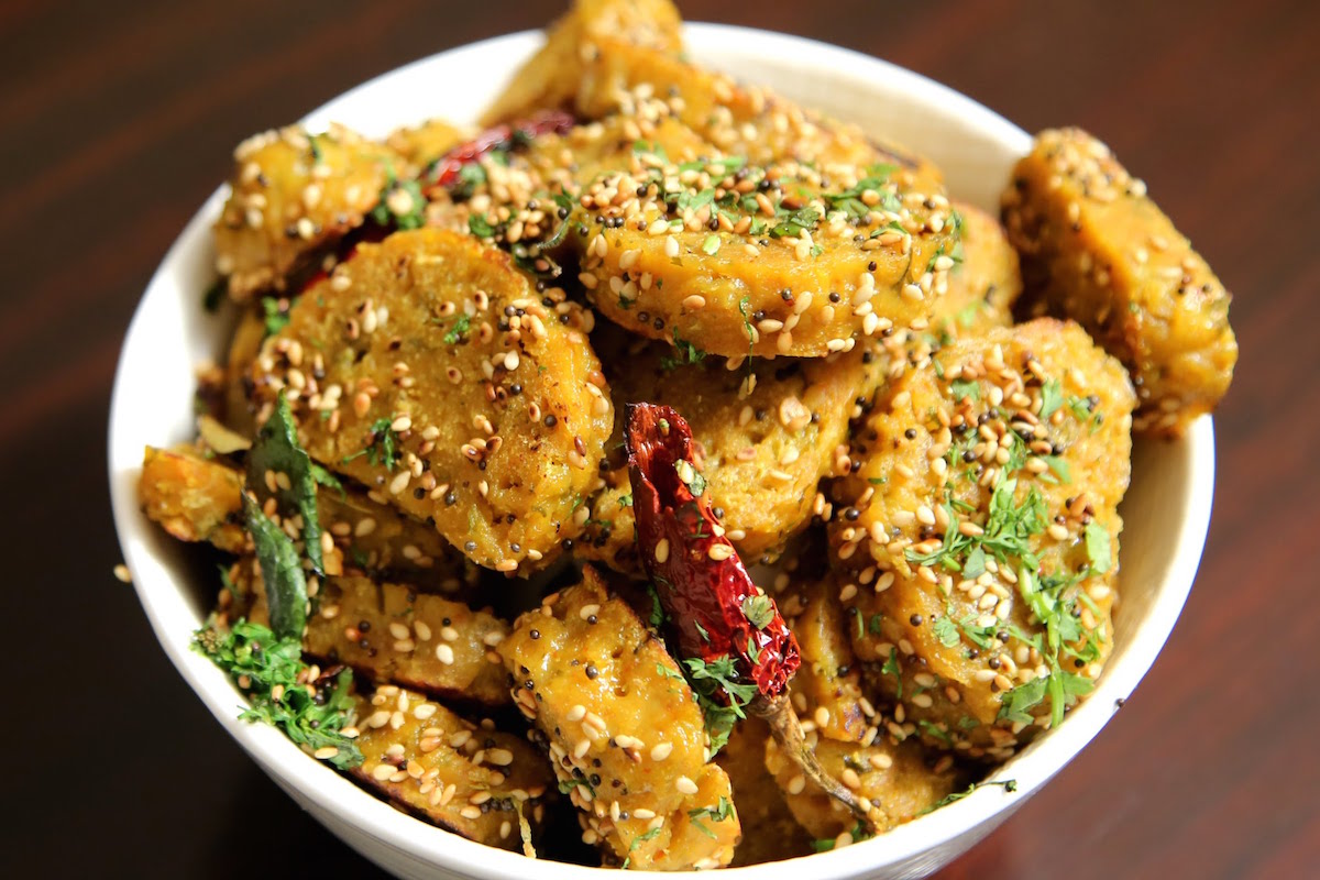 Muthia Recipe (Hindi) - HungryForever Food Blog