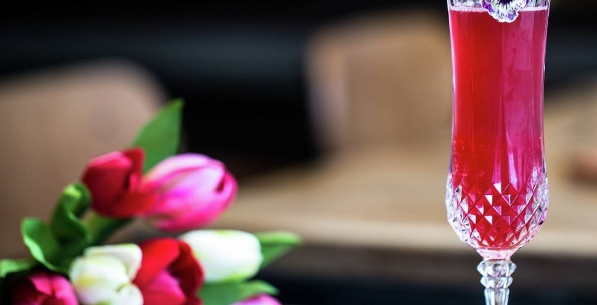 Tickled Pink Cocktail - HungryForever Food Blog