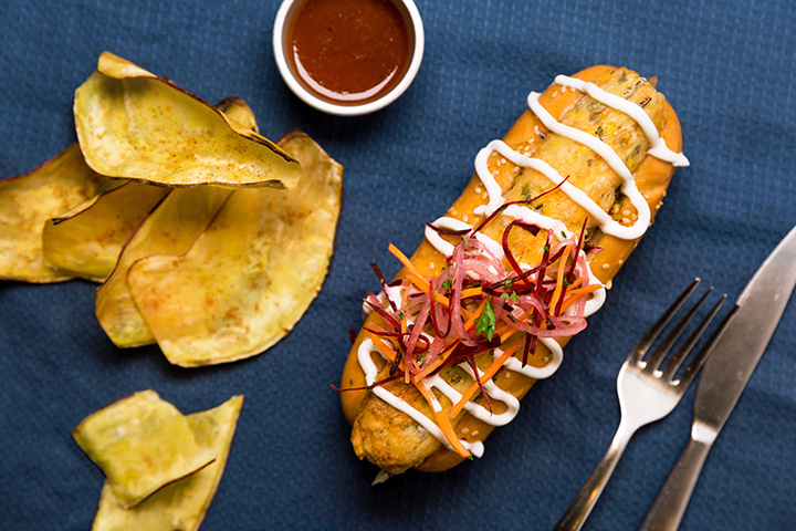 Chow Down On Luscious Hot Dogs At The Irish House Mumbai ...