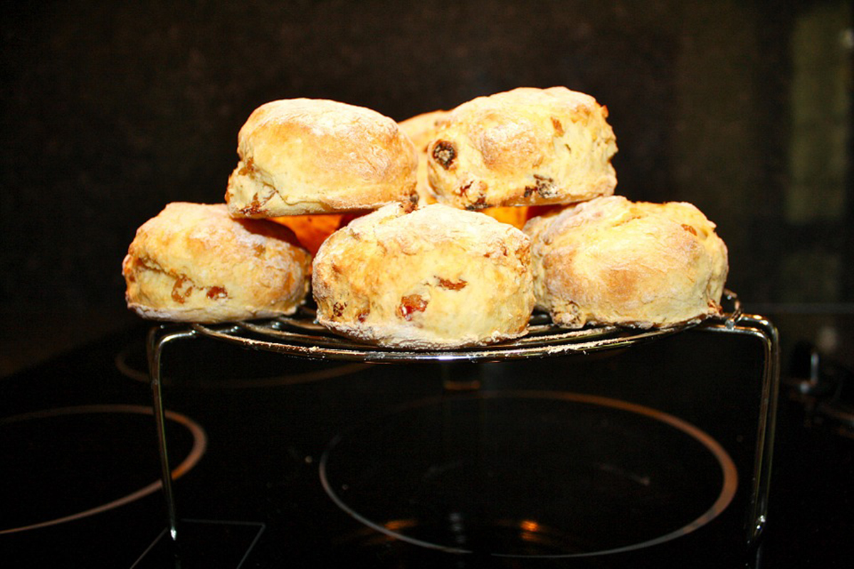 The Crown Scones Recipe - HungryForever Food Blog