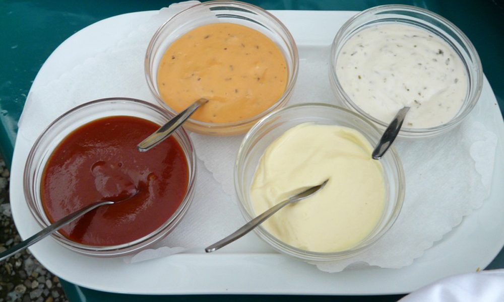 Copycat Subway Mayonnaise Recipe - HungryForever Food Blog