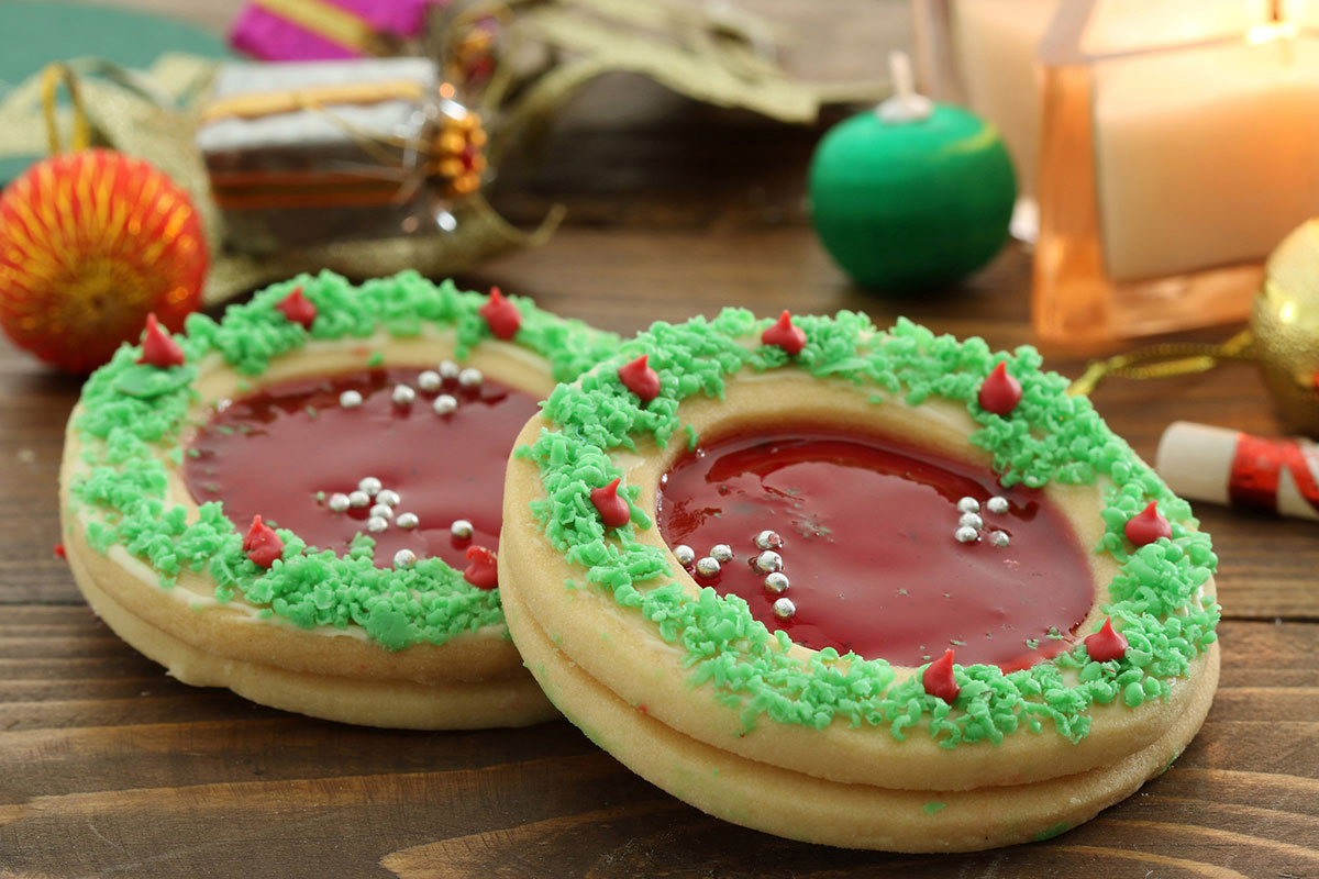 Christmas Wreath Cookies Recipe - HungryForever Food Blog