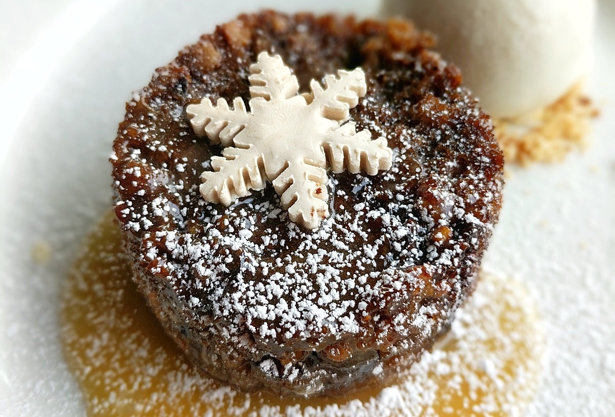 Have A Holly, Jolly Christmas At Cafe Felix This Festive Season ...