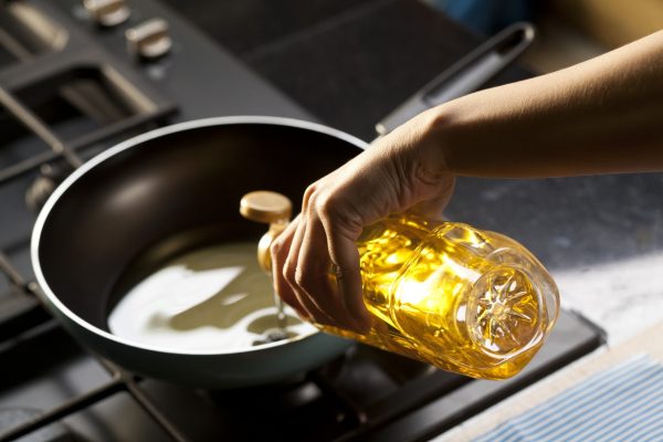 The Difference Between Cold Pressed, Unrefined And Refined Oils ...