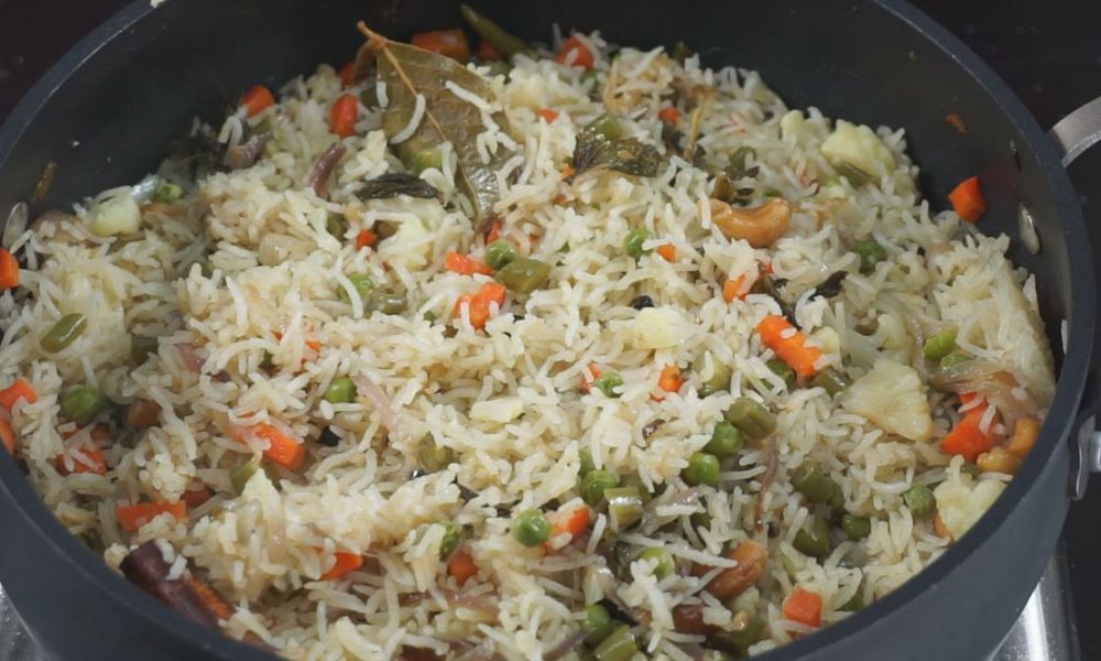 Cheeni Kum Zafrani Hyderabadi Pulao Recipe - HungryForever Food Blog