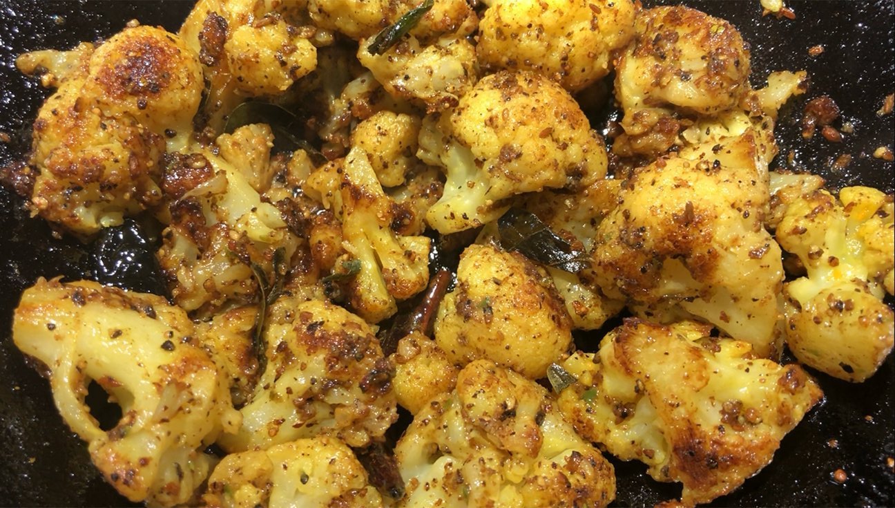 Cauliflower Pepper Fry Recipe | Gopi Pepper Fry | HungryForever