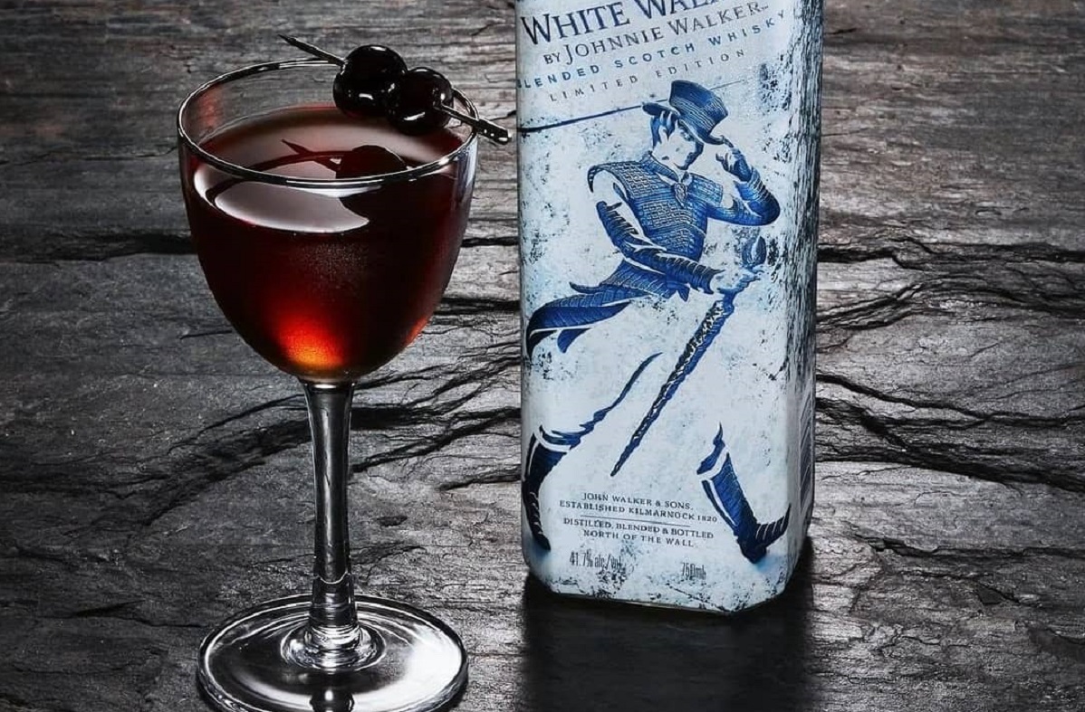 Sword In The Darkness Cocktail - HungryForever Food Blog