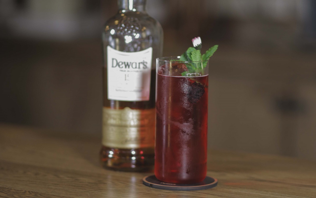 Dramble Up Cocktail - HungryForever Food Blog
