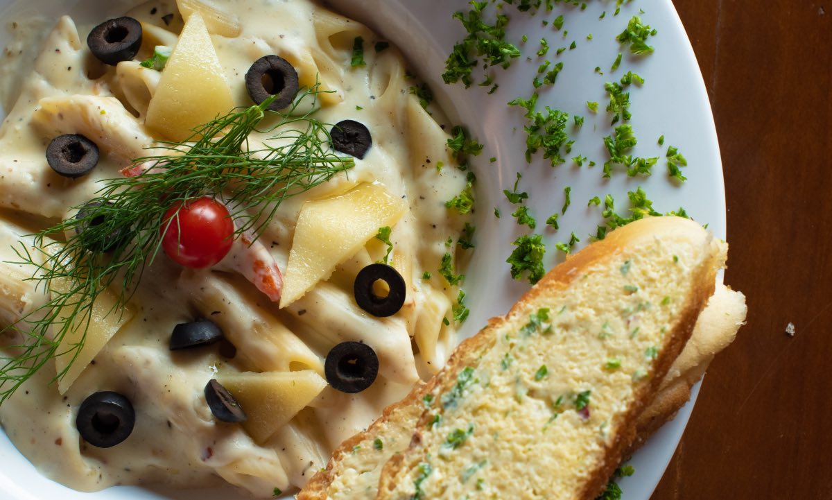 Grab 5 Witty Bro Beers & 1 Pizza For JUST Rs 999 @ GOA! - HungryForever ...